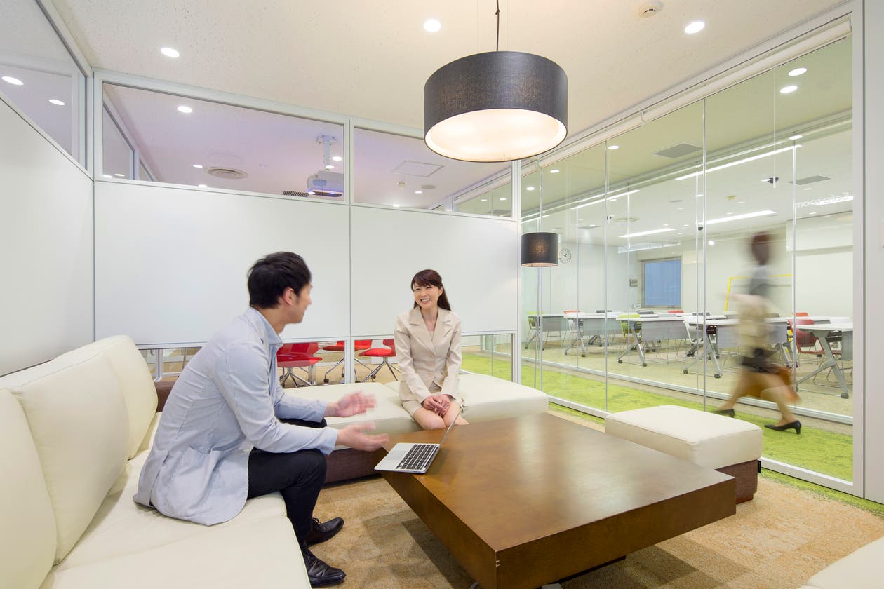 【九段下駅徒歩30秒】5名まで利用可能のミーティングソファルーム(Wifi、ホワイトボード、モニター利用可能)の写真19