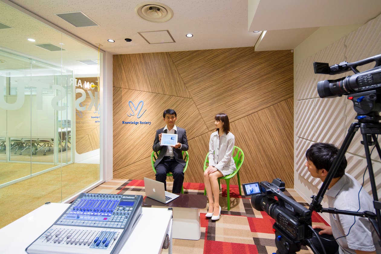 【九段下駅徒歩30秒】5名まで利用可能のミーティングソファルーム(Wifi、ホワイトボード、モニター利用可能)の写真21