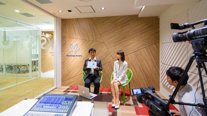 【九段下駅徒歩30秒】5名まで利用可能のミーティングソファルーム(Wifi、ホワイトボード、モニター利用可能)の写真21