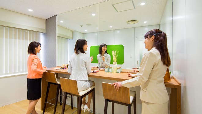 【九段下駅徒歩30秒】5名まで利用可能のミーティングソファルーム(Wifi、ホワイトボード、モニター利用可能)の写真25