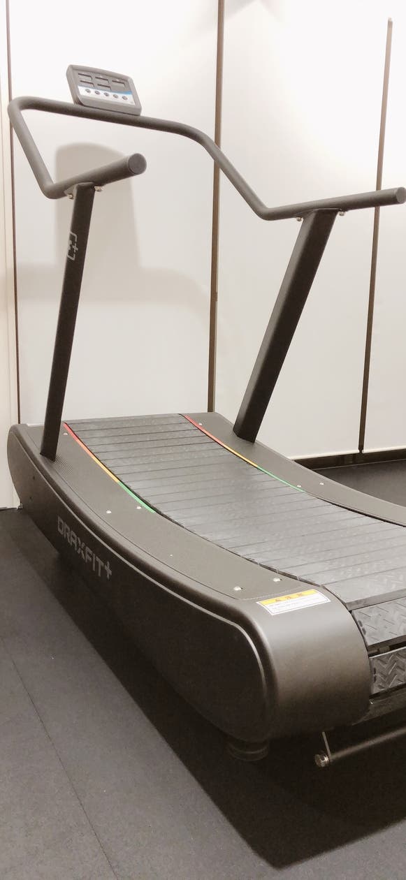 パーソナルジムですが、スペースが広めなのでセミナー会議、レッスンなどに！の写真6