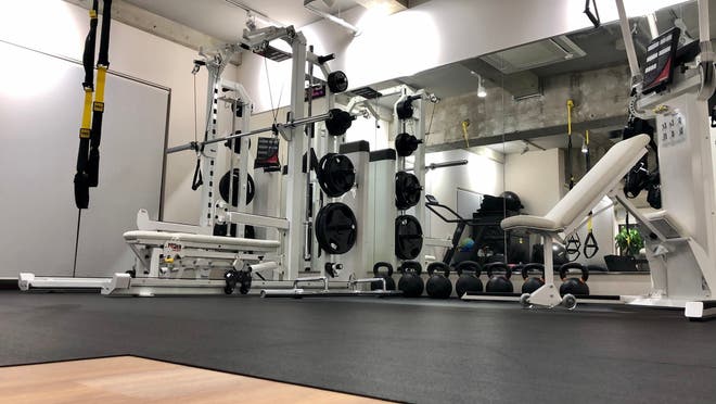 パーソナルジムですが、スペースが広めなのでセミナー会議、レッスンなどに!の写真13