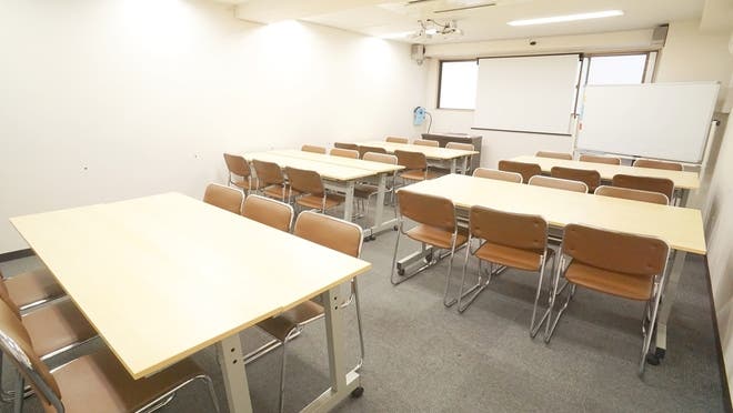 <新大阪駅より徒歩1分の会議室>【最大34名 ルームO-1】24時間利用可能+プロジェクター等備品無料の写真7