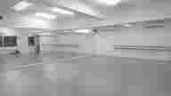 駅近のきれいなスタジオでヨガやダンスレッスンに!の写真2