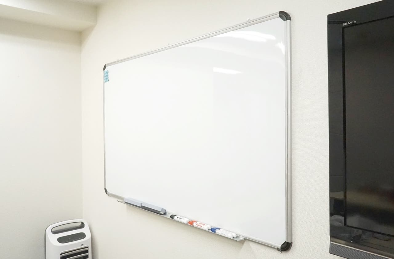 ＜新大阪駅より徒歩１分の会議室＞【最大12名 ルームＯ-２】24時間利用可能で商談や面談に！液晶モニター等備品無の写真9