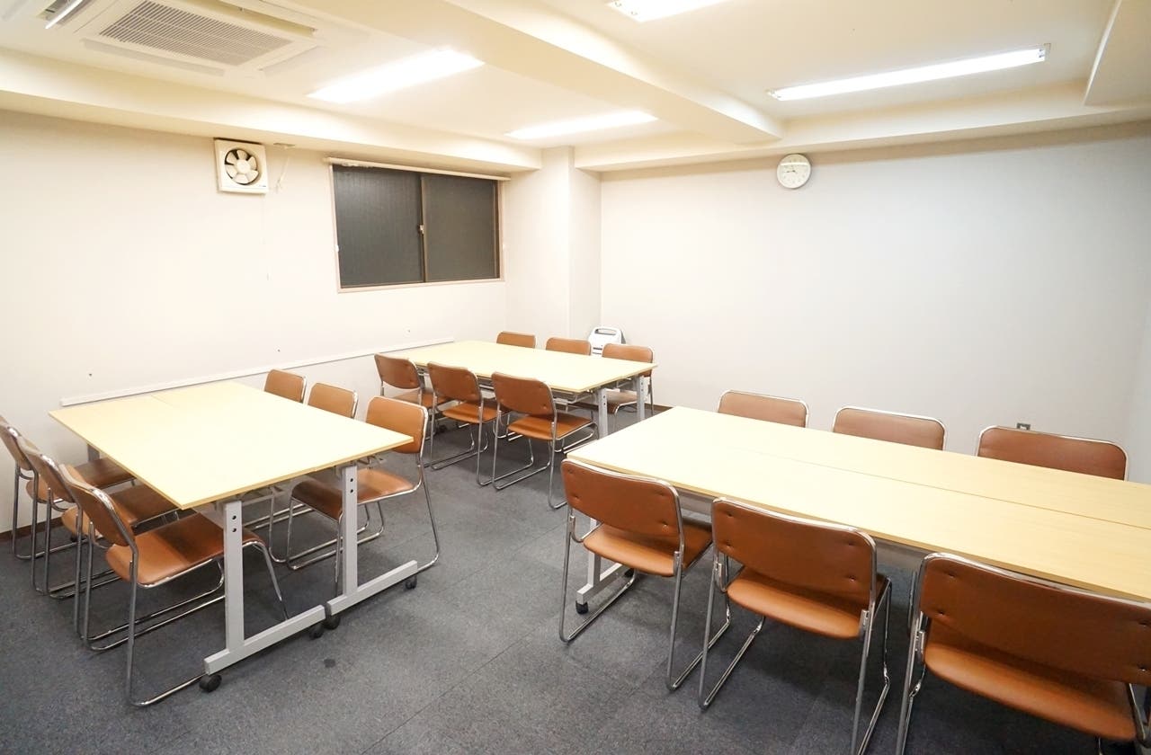 ＜新大阪駅より徒歩１分の会議室＞【最大21名 ルームＯ-３】24時間利用可能でプロジェクター等備品無料の写真7