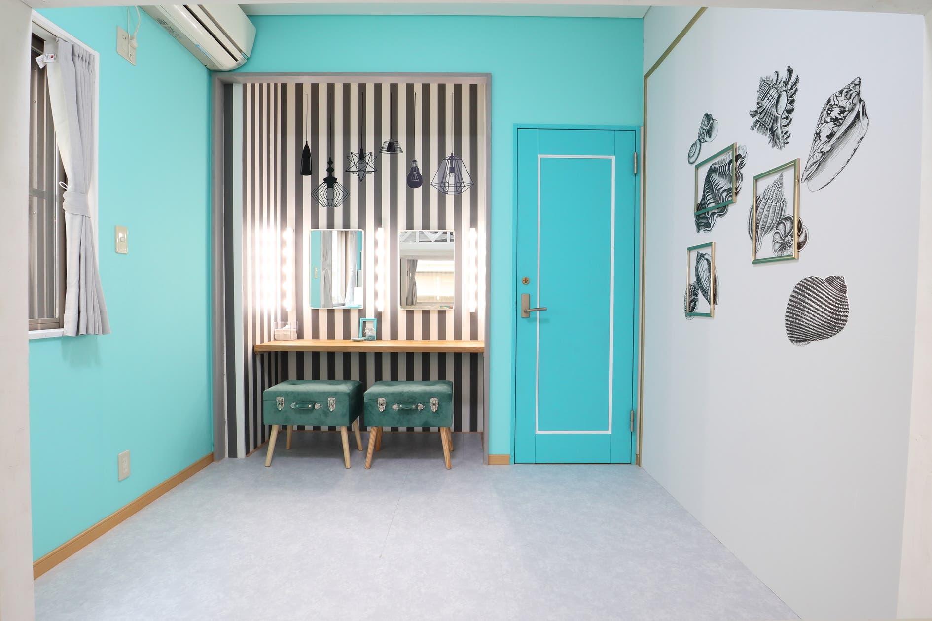 + メイクルームの画像1