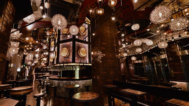 【町田駅】きらびやかな内装♪女子会・ママ会・コスプレ撮影・演奏会などの写真1