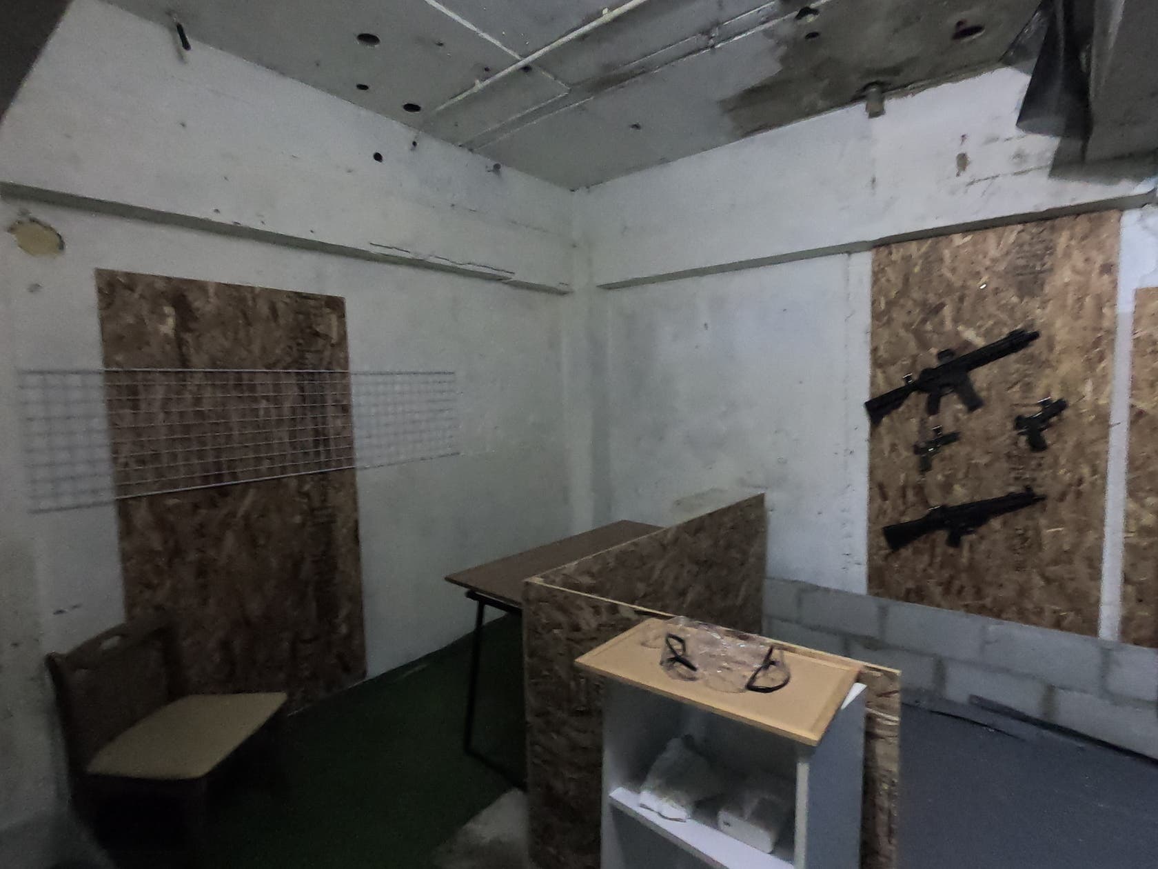 地下にある廃墟スペース！飲食持込可・撮影/収録・楽器の練習・女子会・ママ会にどぞ！の写真6