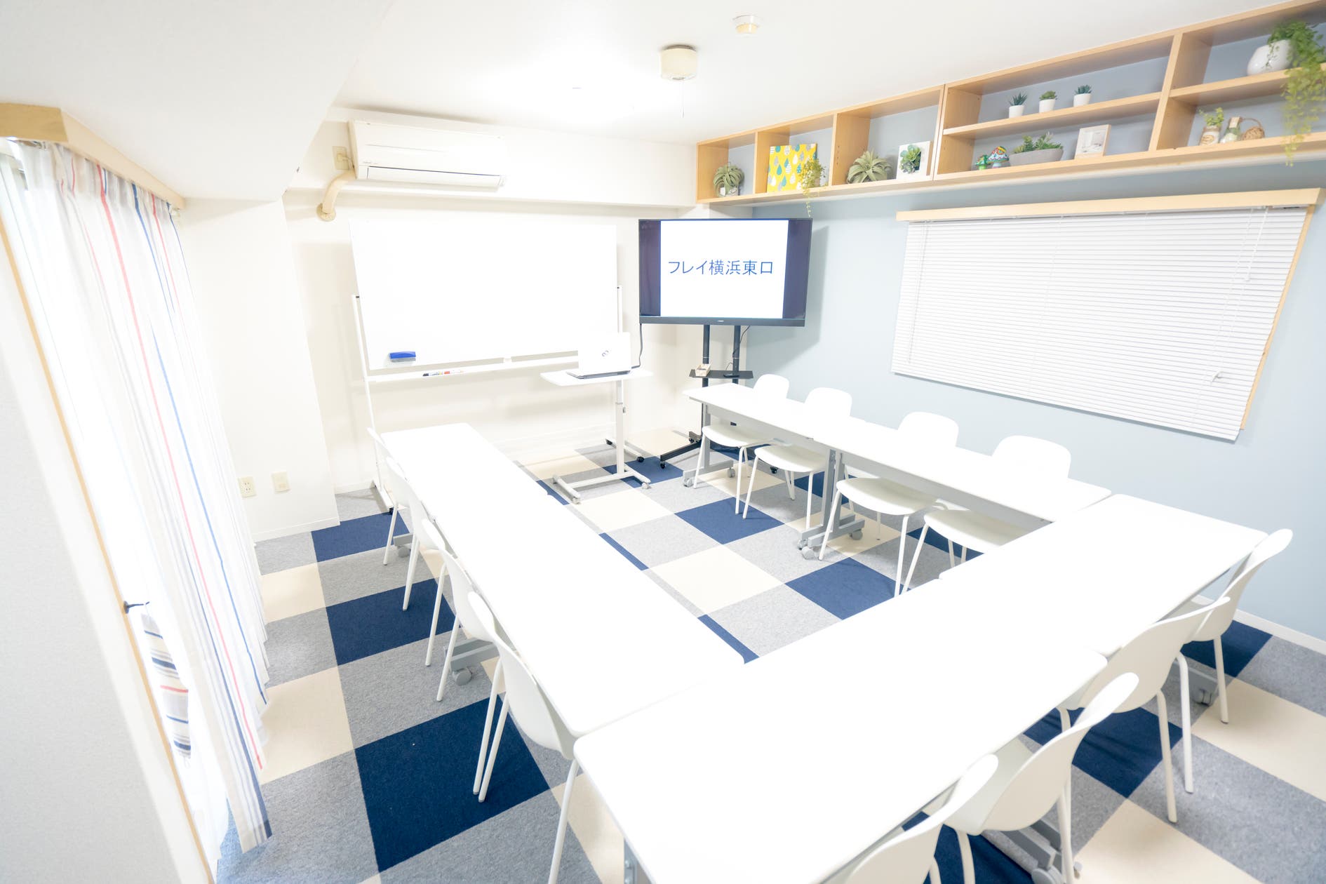 テレワークやYoutube撮影に最適！無制限光wifiでweb会議＜横浜駅東口8分＞エステ台、55型テレビ無料【フレイ横浜東口】の写真6