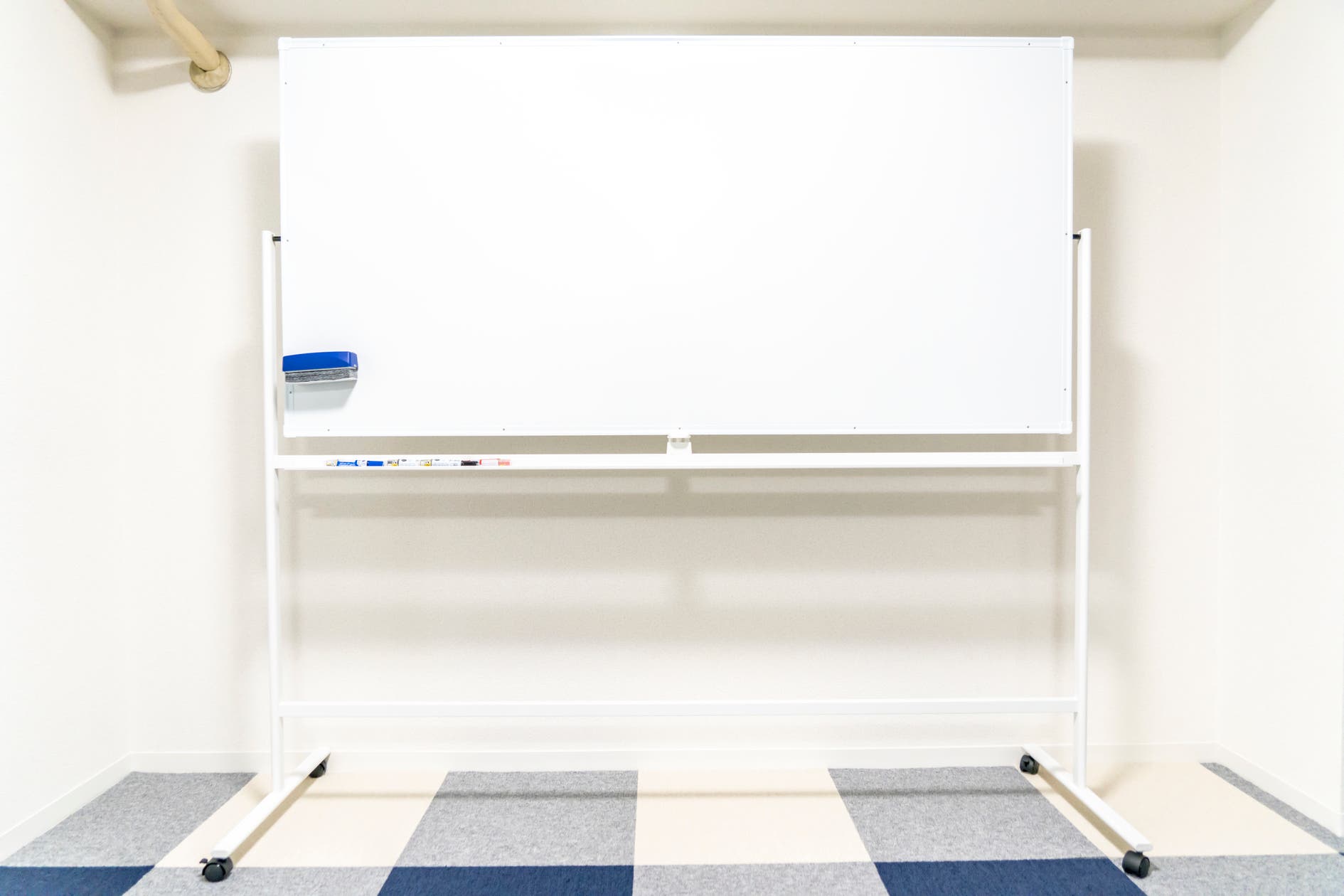 テレワークやYoutube撮影に最適！無制限光wifiでweb会議＜横浜駅東口8分＞エステ台、55型テレビ無料【フレイ横浜東口】の写真15