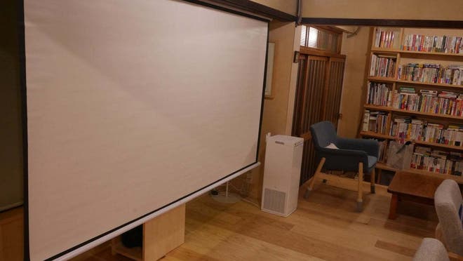 二条城から徒歩3分。京町家をリノベ。国産杉床が心地いい多目的スペースの写真6