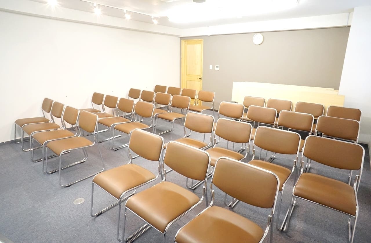 ＜新大阪駅より徒歩2分の会議室＞【最大30名 ルームＯ-６】プロジェクター等備品無料で説明会やセミナーに！の写真10