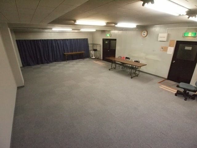 【PerformingGallery&Cafe 絵空箱】二階　稽古場・会議室・レッスンスタジオの写真1