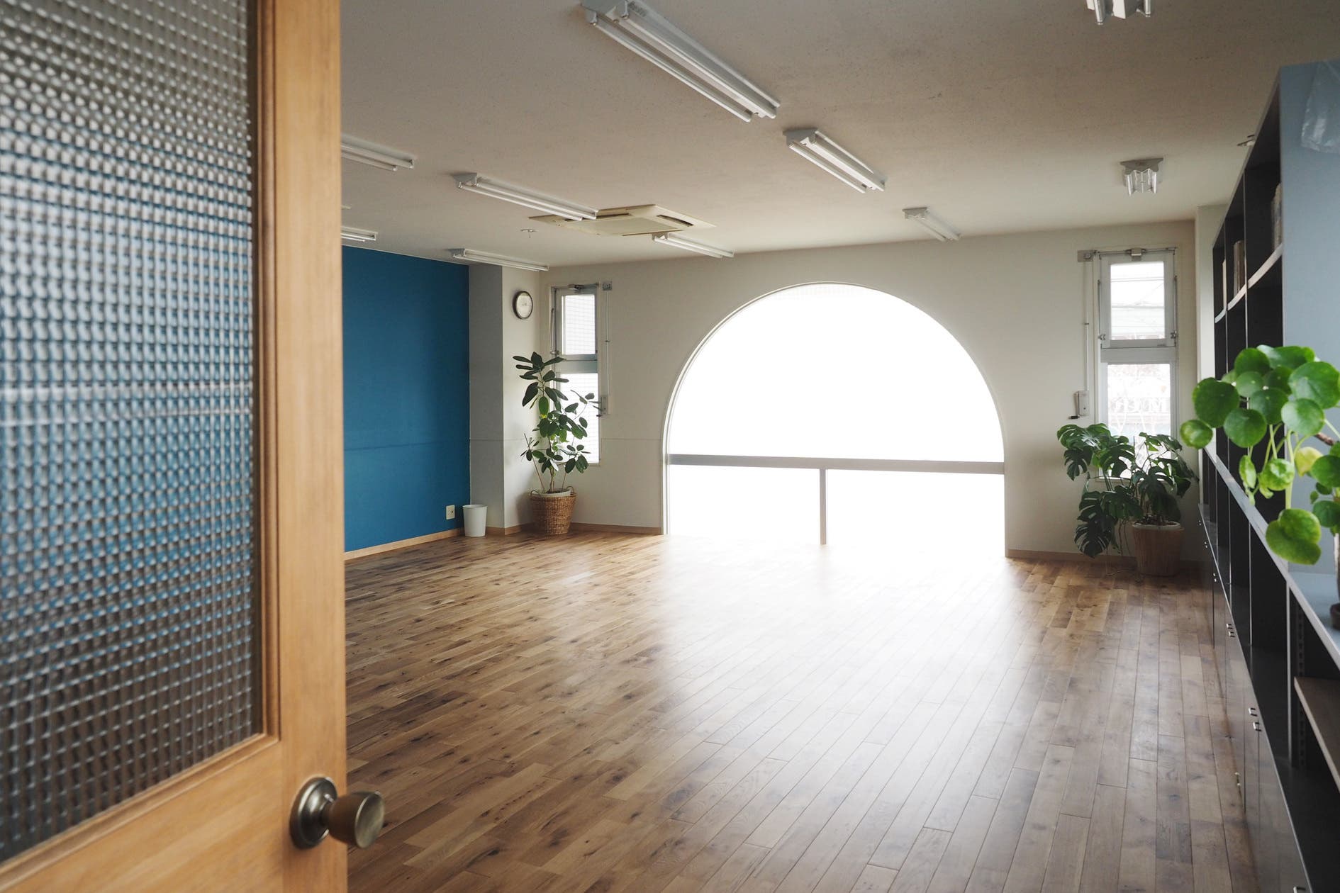 《ベガ教室の貸切予約ぺージ》駐車場1台無料　20名様までOK　舟入幸町/写真・動画撮影/ヨガ/コスプレ/会議室/女子会/の写真8