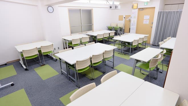 【新宿西口D5出口2分】セミナーに!プロジェクター・演台・マイク・スピーカー・光WiFi無料!ふれあい貸し会議室 新宿No18の写真16