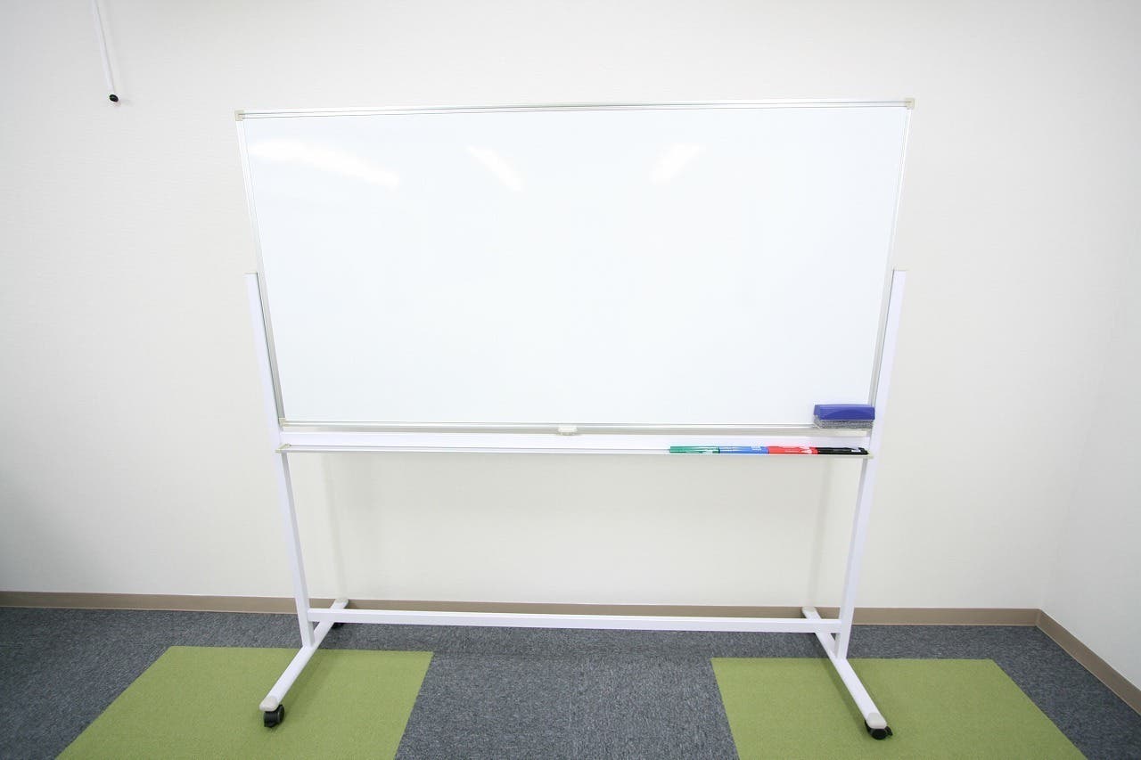 【新宿西口D5出口2分】セミナーに！プロジェクター・演台・マイク・スピーカー・光WiFi無料！ふれあい貸し会議室 新宿No18の写真27