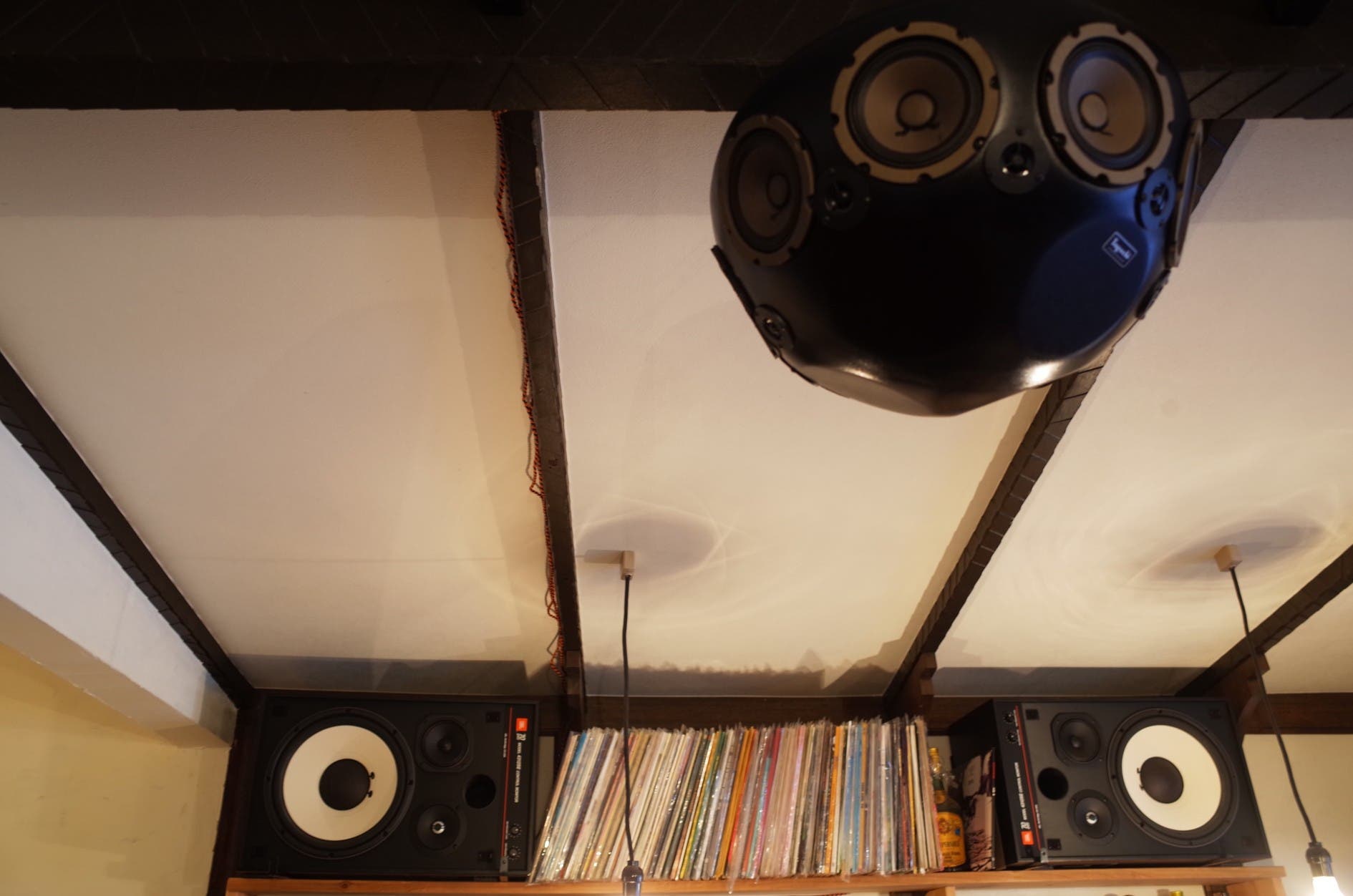 【経堂駅徒歩３分】裸足でくつろげる小上がりと、バーカウンターのある多目的広々おしゃれ空間の写真5