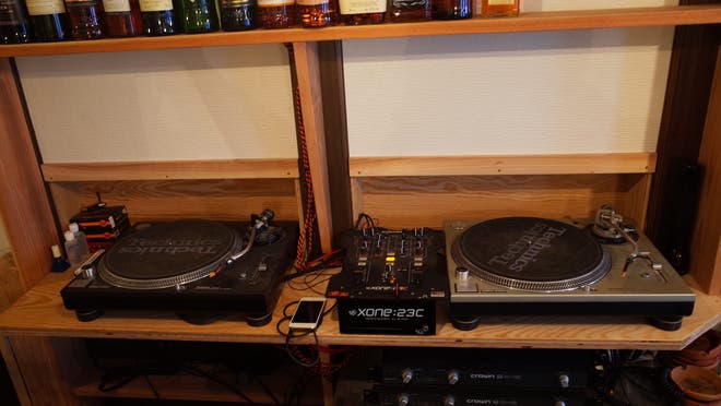 【経堂駅徒歩3分】裸足でくつろげる小上がりと、バーカウンターのある多目的広々おしゃれ空間の写真6