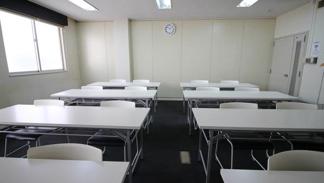 広瀬通 🔶おトクな会議室🔶【5階5-B会議室】24時間OK/会議・勉強会に/16名様用の写真1