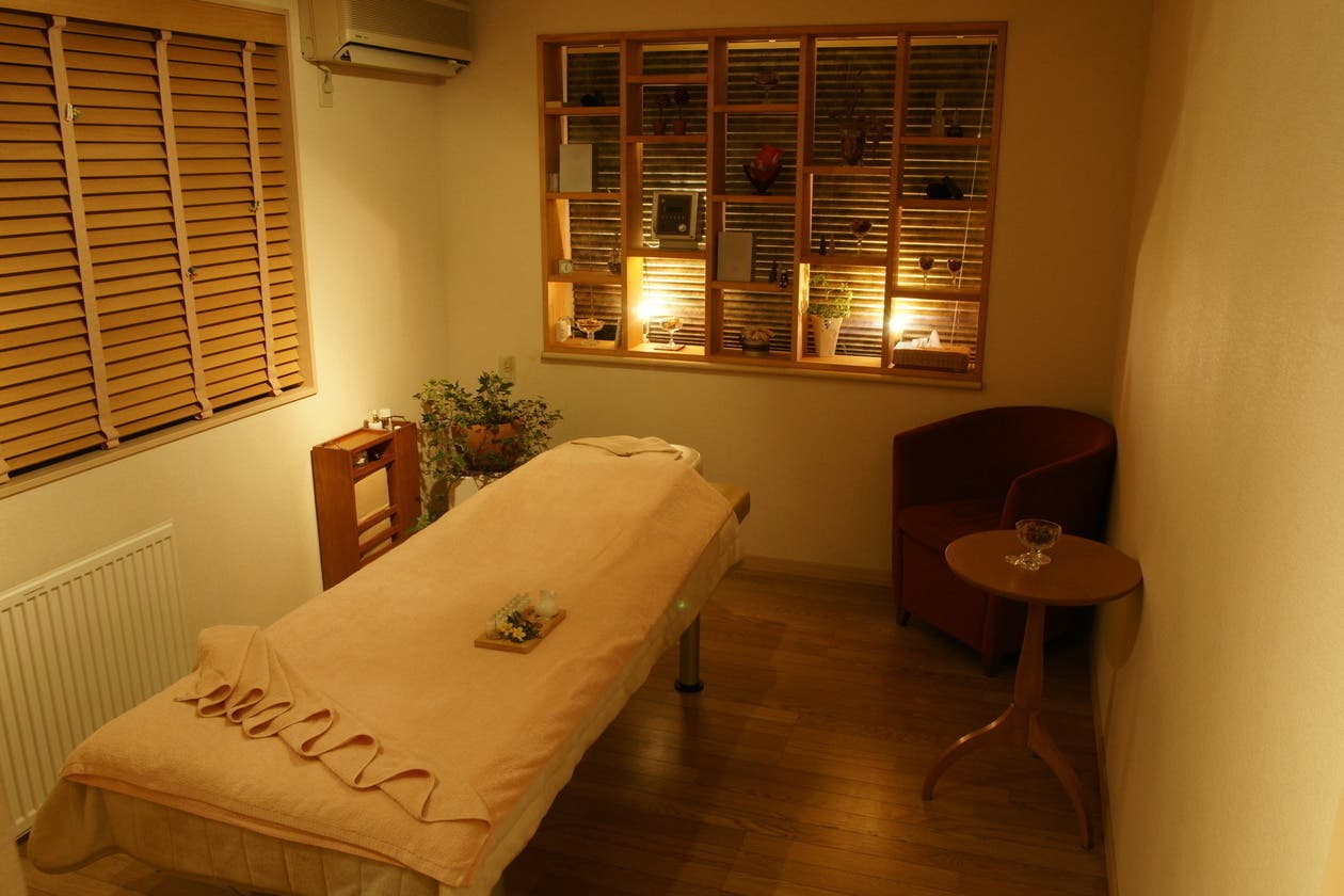 【広尾徒歩1分 一軒家 1F 】 サロン、ワークショップ、個人セッション等ができる万能スペース！の写真5