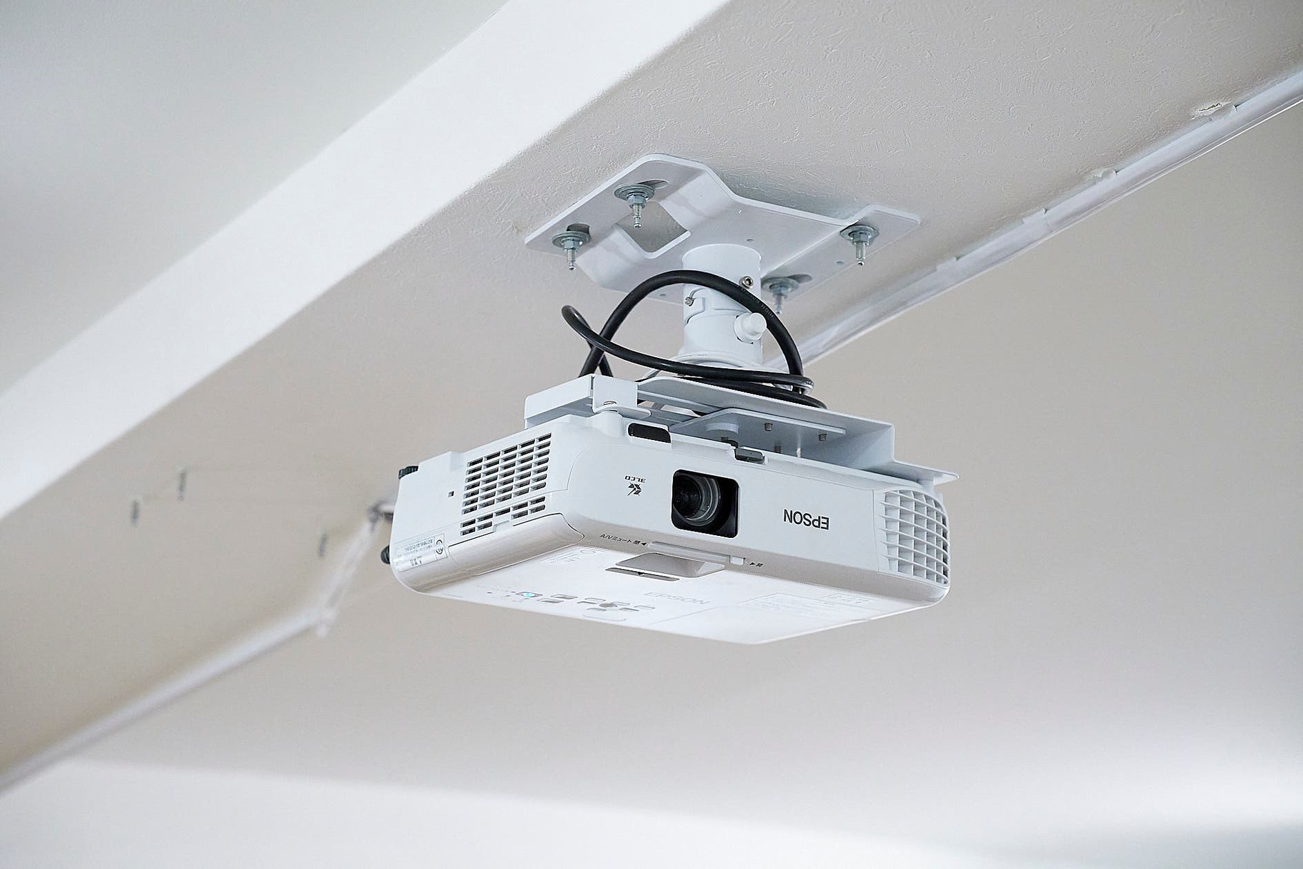 9A【 四谷三丁目駅 1分】室内設備・備品が充実♪WiFi無料！清掃・消毒で衛生面も安心♥便利な駅近会議室の写真7