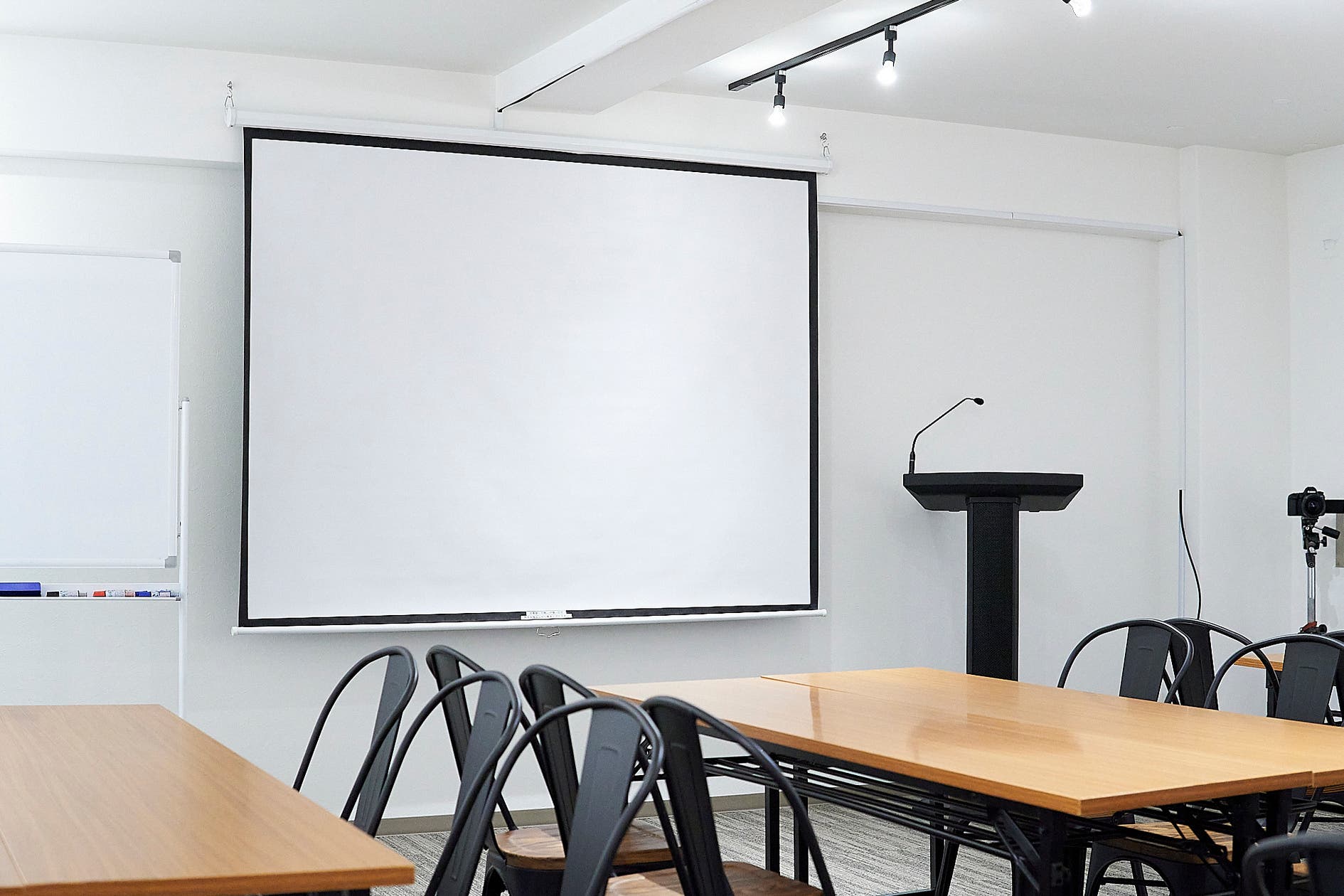 9A【 四谷三丁目駅 1分】室内設備・備品が充実♪WiFi無料！清掃・消毒で衛生面も安心♥便利な駅近会議室の写真10