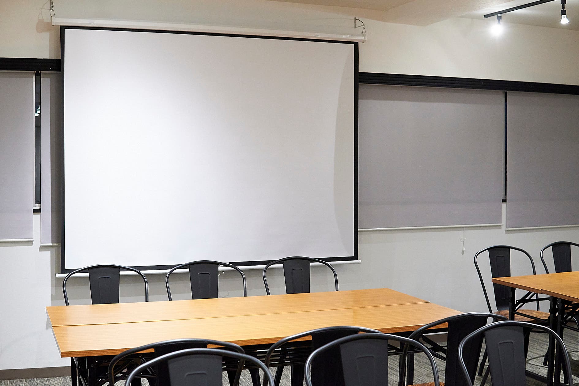 9B【 四谷三丁目駅 1分】室内設備・備品が充実♪WiFi無料！清掃・消毒で衛生面も安心♥便利な駅近会議室の写真9