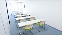 吉祥寺駅から4分!12名収容の自然光が心地よい会議室/中会議室の写真2