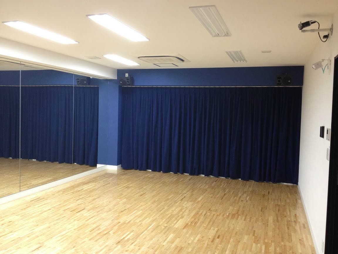 StudioR.　台東区谷中にあるカフェが併設された多目的レンタルスタジオ！の写真1