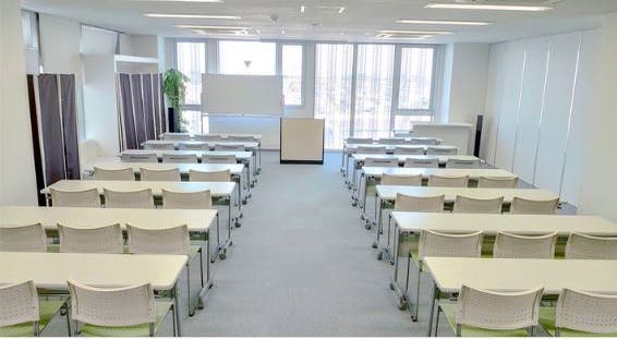 吉祥寺駅から4分！42名収容の自然光の心地よい会議室/大会議室