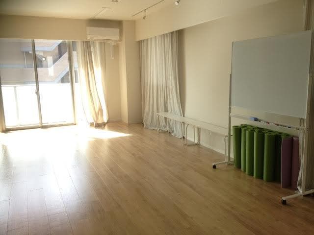 【大阪駅から10分】ソレイユ・フィットネススタジオ601の写真2