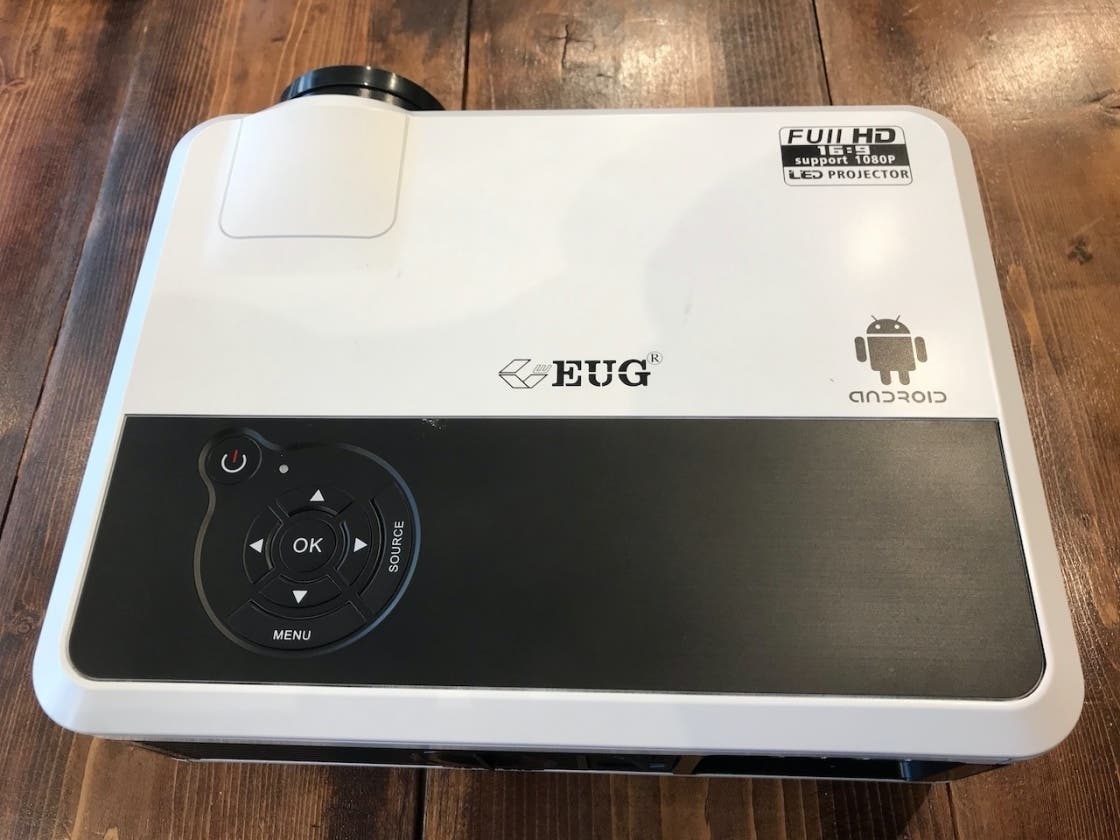 プロジェクターとスクリーンの画像1