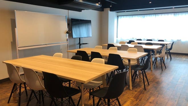 ⭐️エマ梅田⭐︎オシャレマルチスペース⭐︎70㎡!50名収容可能♫55インチモニター、WiFi完備♪の写真18