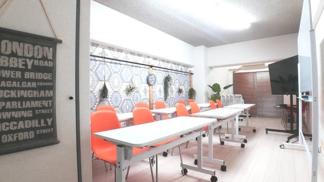 【定期除菌】★新大阪駅から一直線3分で迷わない!★22名収容●【全て無料】WiFi&大画面モニター等●会議室シャルム新大阪の写真12