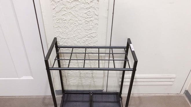 49型モニター♪天満橋駅徒歩5分♪Wi-fi♪1~14名程度♪見学・飲食可♪窓2か所♪会議、商談、面接、オフ会などに最適♪の写真10