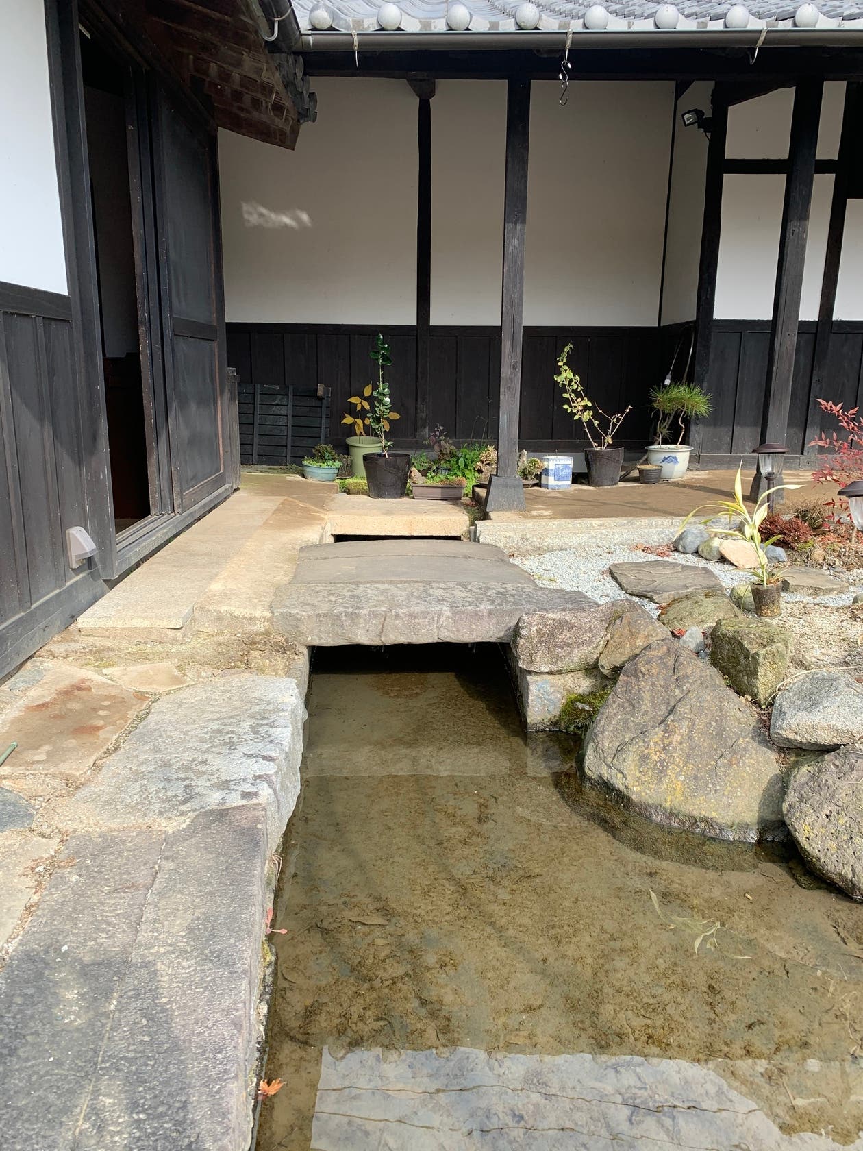 200年の歴史を体感し、非日常を感じる空間を活用スペースの写真15