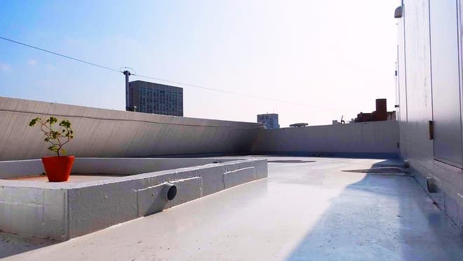 メイクスペース1箇所、自然光での撮影も可。 25坪の広々スペースです。の写真15