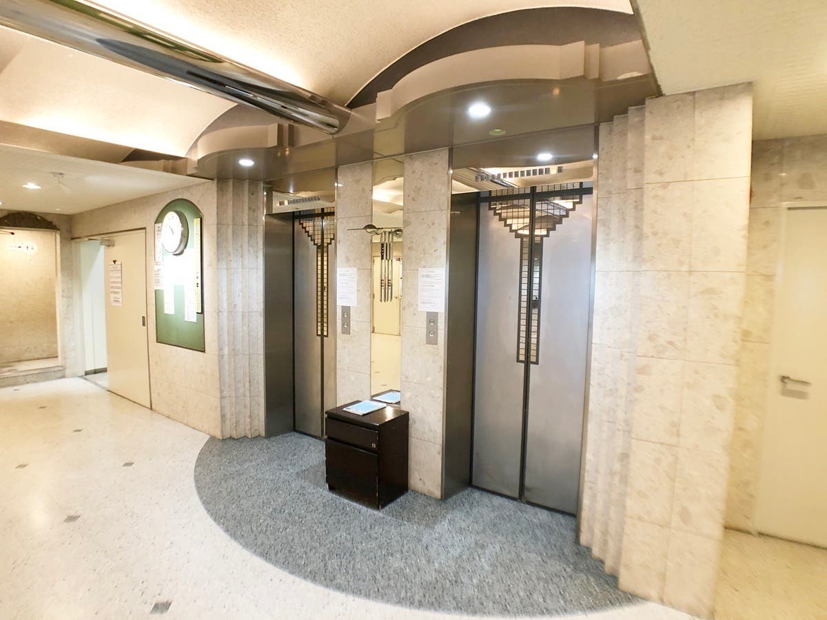 【定期除菌】★新大阪駅から一直線３分で迷わない！★２２名収容●【全て無料】WiFi＆大画面モニター等●会議室シャルム新大阪の写真27