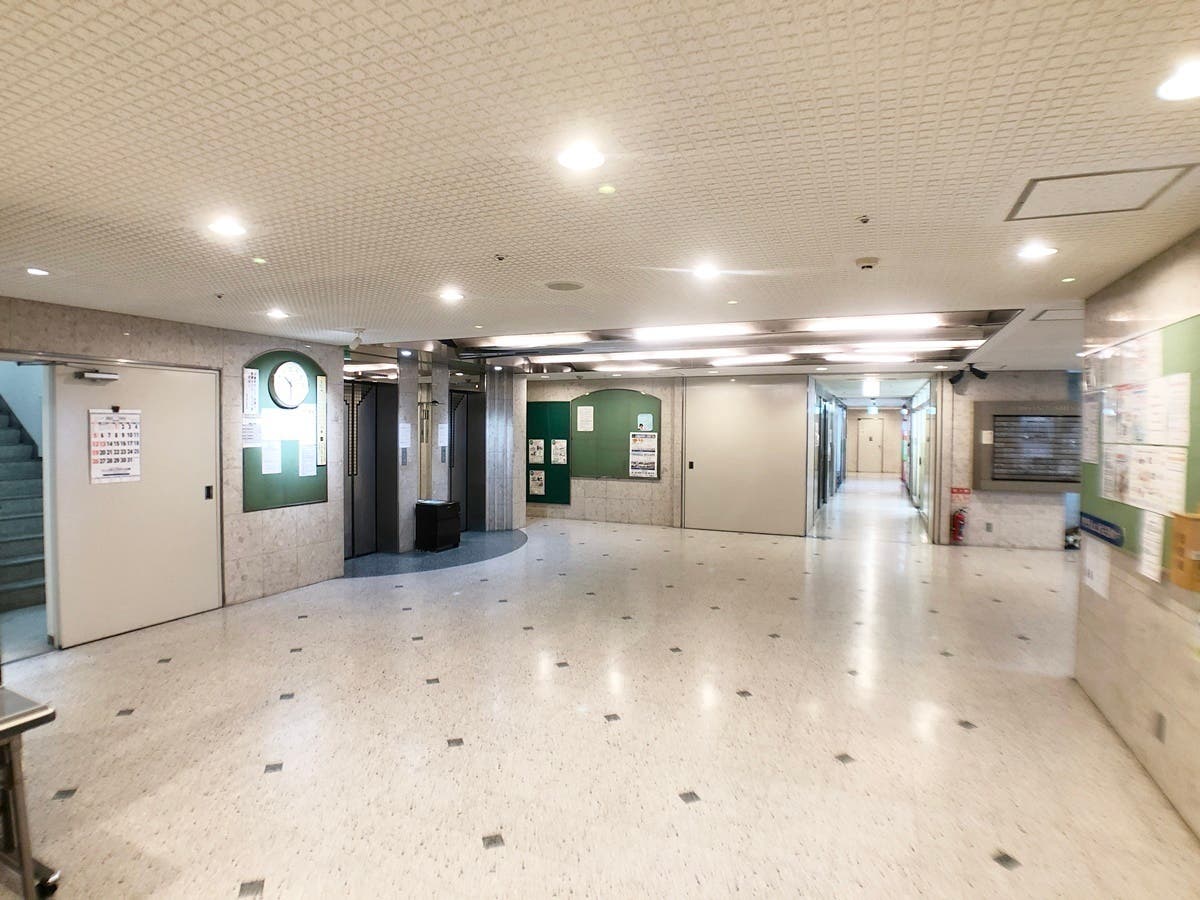 【定期除菌】★新大阪駅から一直線３分で迷わない！★２２名収容●【全て無料】WiFi＆大画面モニター等●会議室シャルム新大阪の写真28