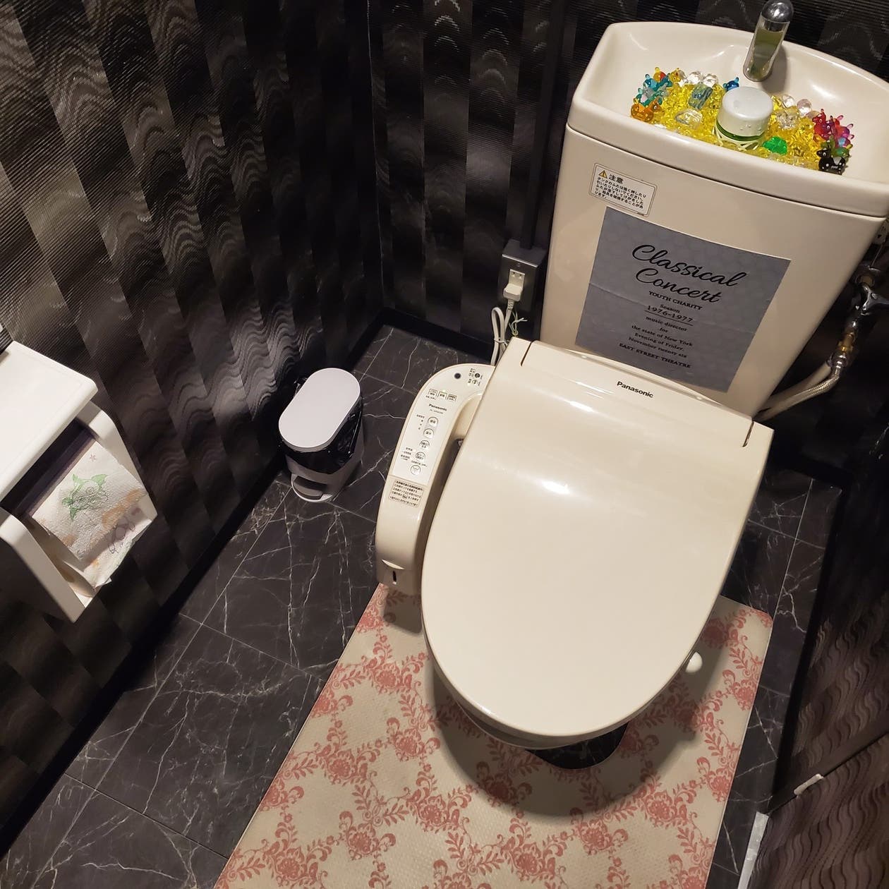 【横浜シールド】加熱式タバコ可🚭カフェ＆バーベースの隠れ家スペースです☕🍷の写真12