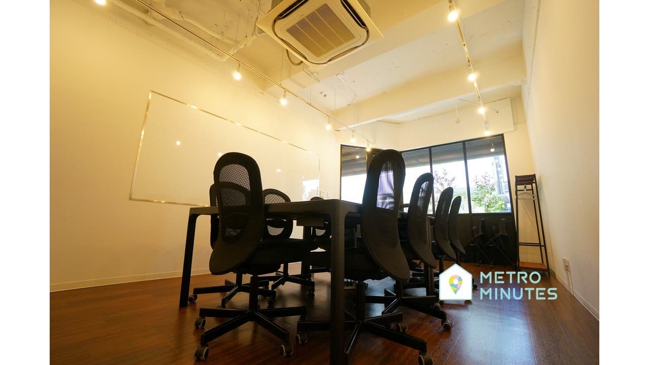 OPENSALE＜EXPRESSION会議室＞リモート・テレワークにも最適！高速光wifi設置！12名収容！神保町駅より徒歩3分の写真8