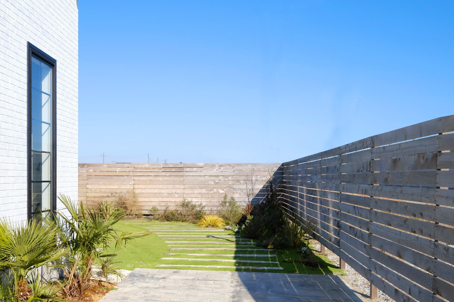 海の見えるハウススタジオ。商業撮影の他、本格キッチンもあるので料理教室などにもご活用ください！の写真6