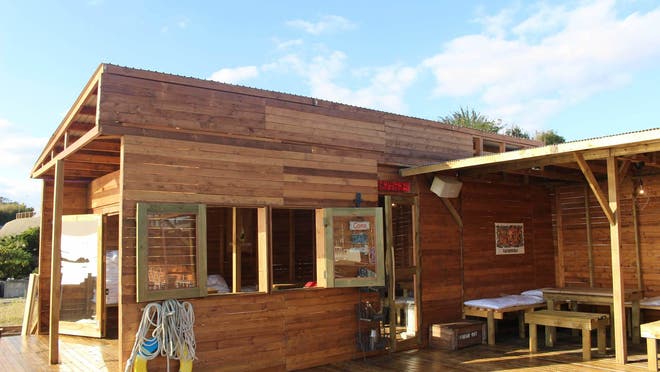 夕日の綺麗な一望のVIPルームを完全貸切!南国風のおしゃれ施設の写真2