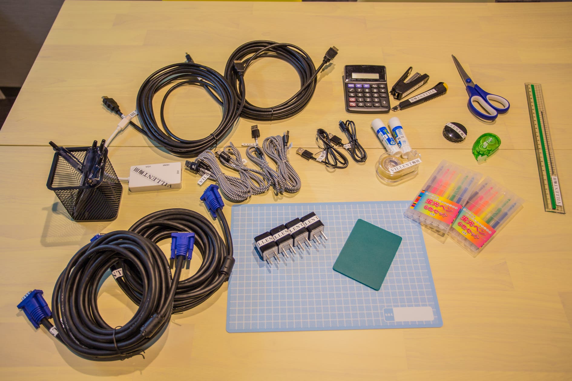 梅田5分/ロフト前/2重窓で静か/設備無料/最大15名/光Wi-Fi/テレワーク/リングライトの写真8