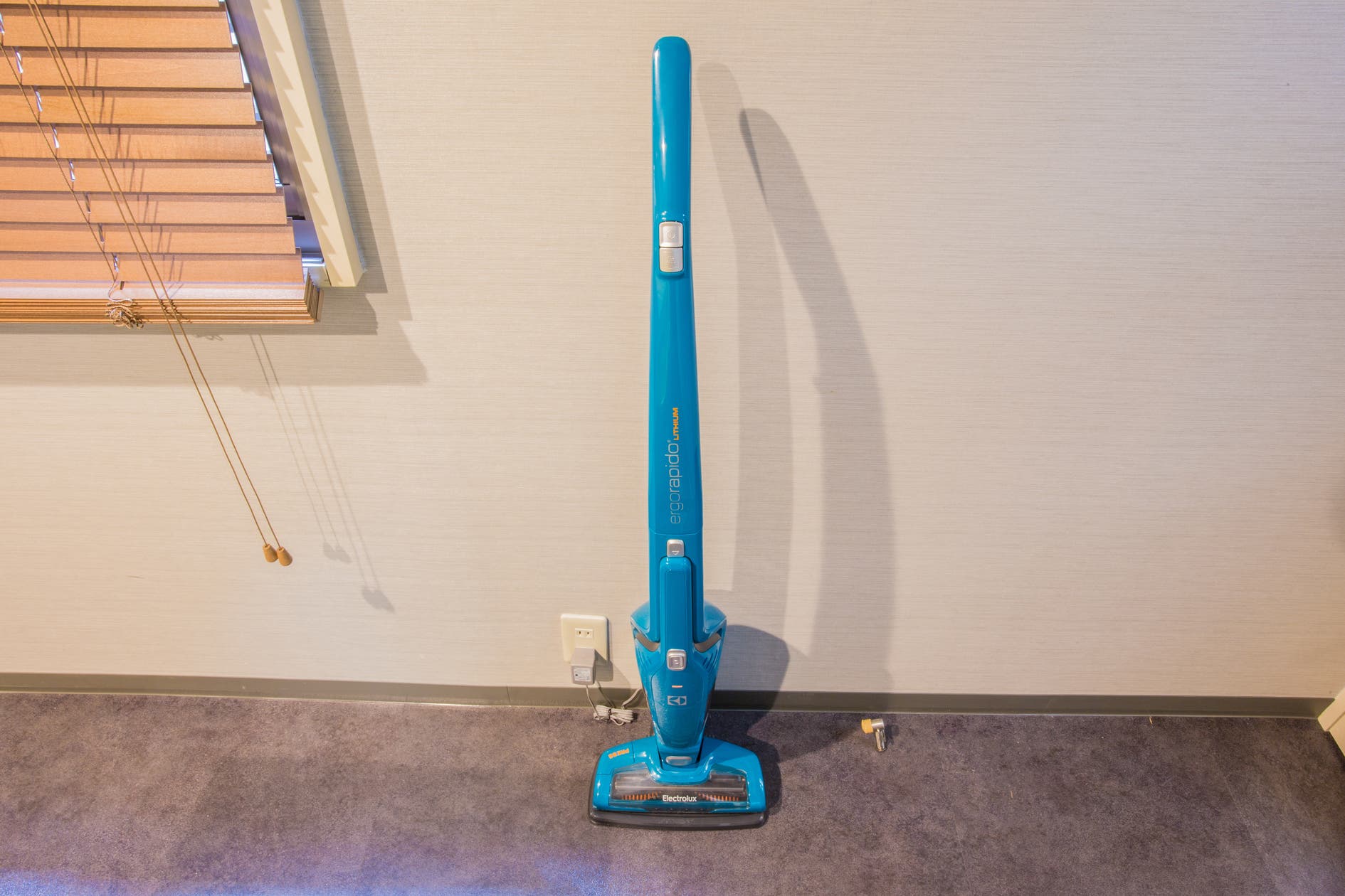 梅田5分/ロフト前/2重窓で静か/設備無料/最大15名/光Wi-Fi/テレワーク/リングライトの写真11