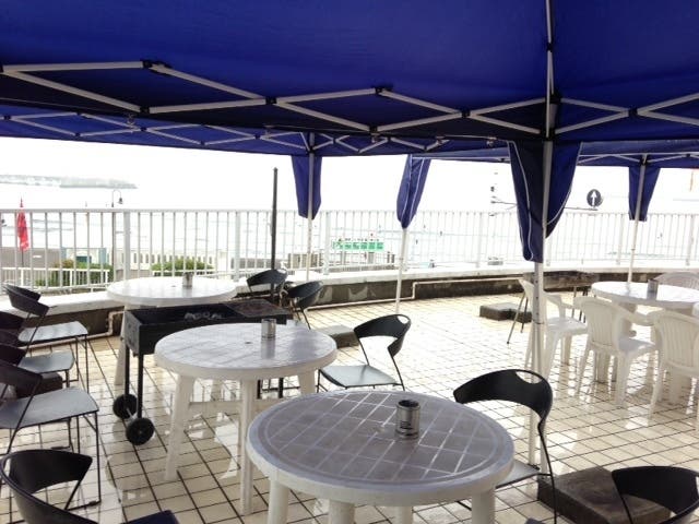 [湘南 片瀬江ノ島駅5分❗️浜まで30秒‼️] 海を一望できる最高のテラスもあるフリースペース‼️の写真12