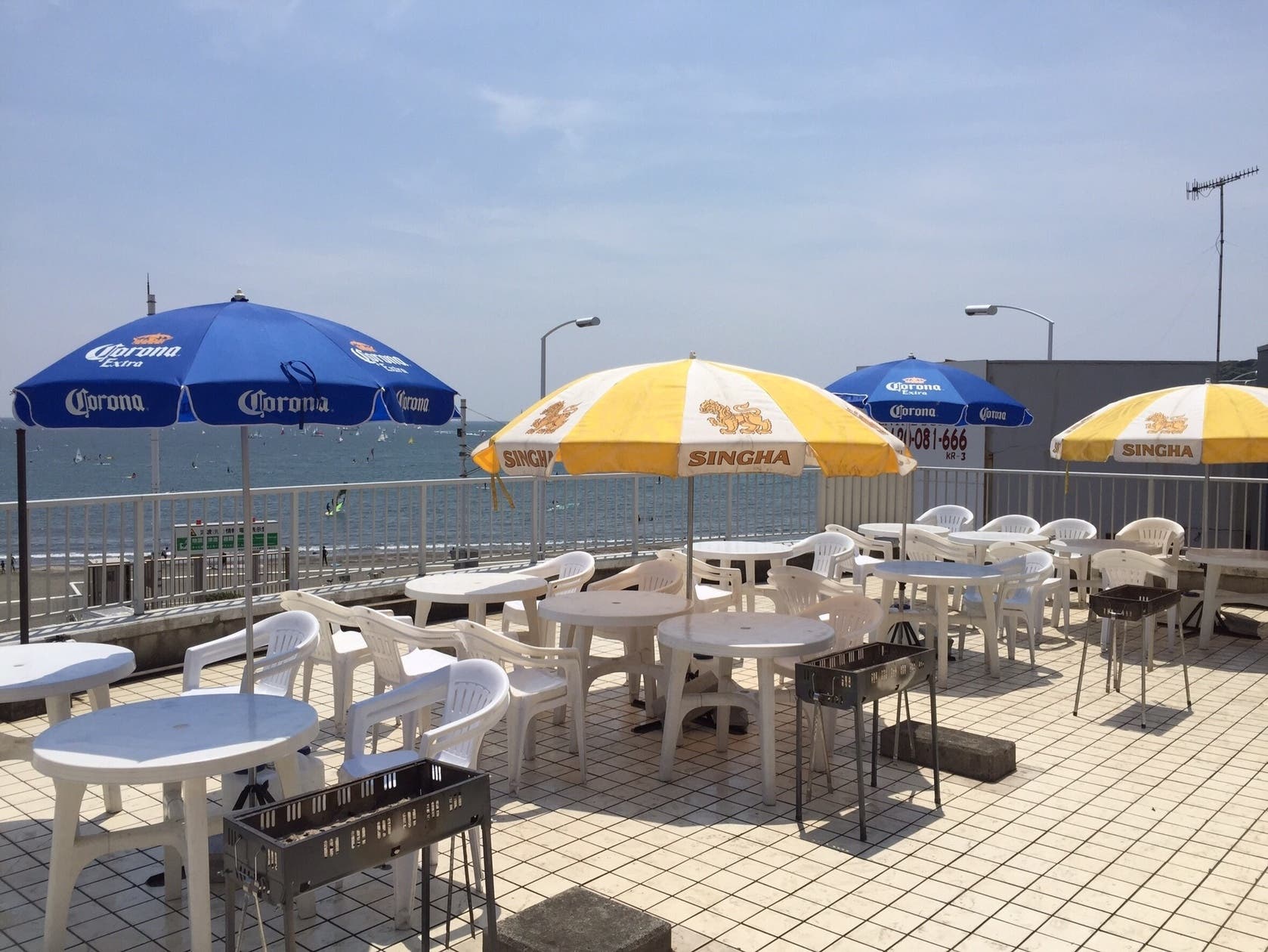 [湘南 片瀬江ノ島駅5分❗️浜まで30秒‼️] 海を一望できる最高のテラスもあるフリースペース‼️の写真4