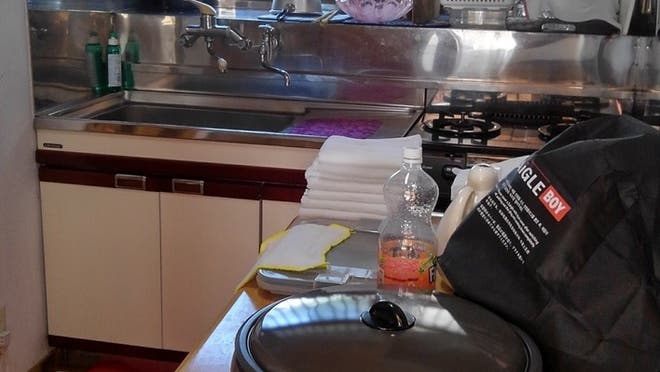 テーブル・16人分椅子常設でキッチン付き、会議等に多目的に使用出来ますの写真4