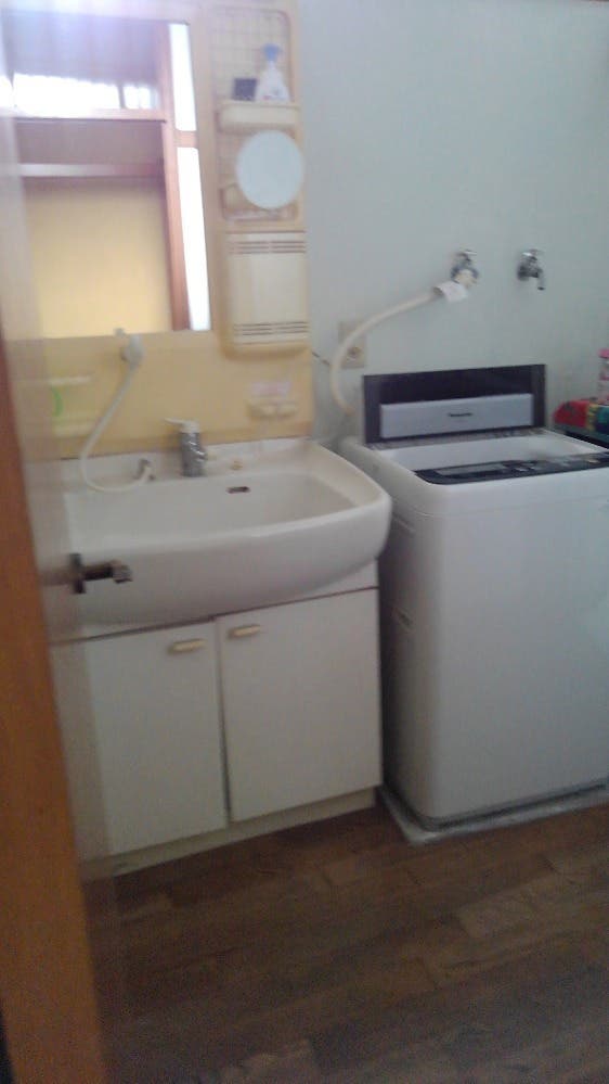 テーブル・16人分椅子常設でキッチン付き、会議等に多目的に使用出来ますの写真6